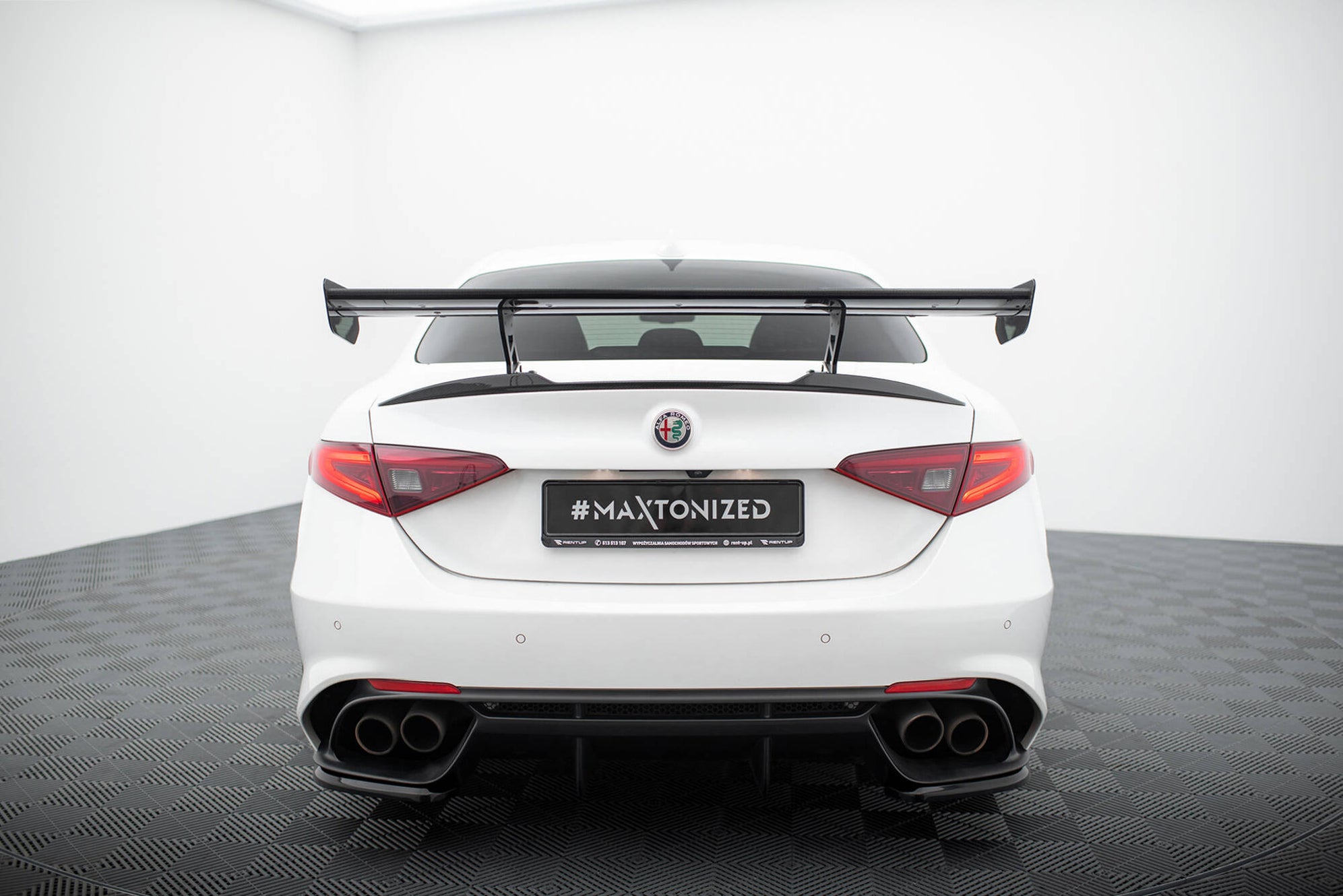 Maxton Design Carbon Spoiler Alfa Romeo Giulia Quadrifoglio — Maxton ...