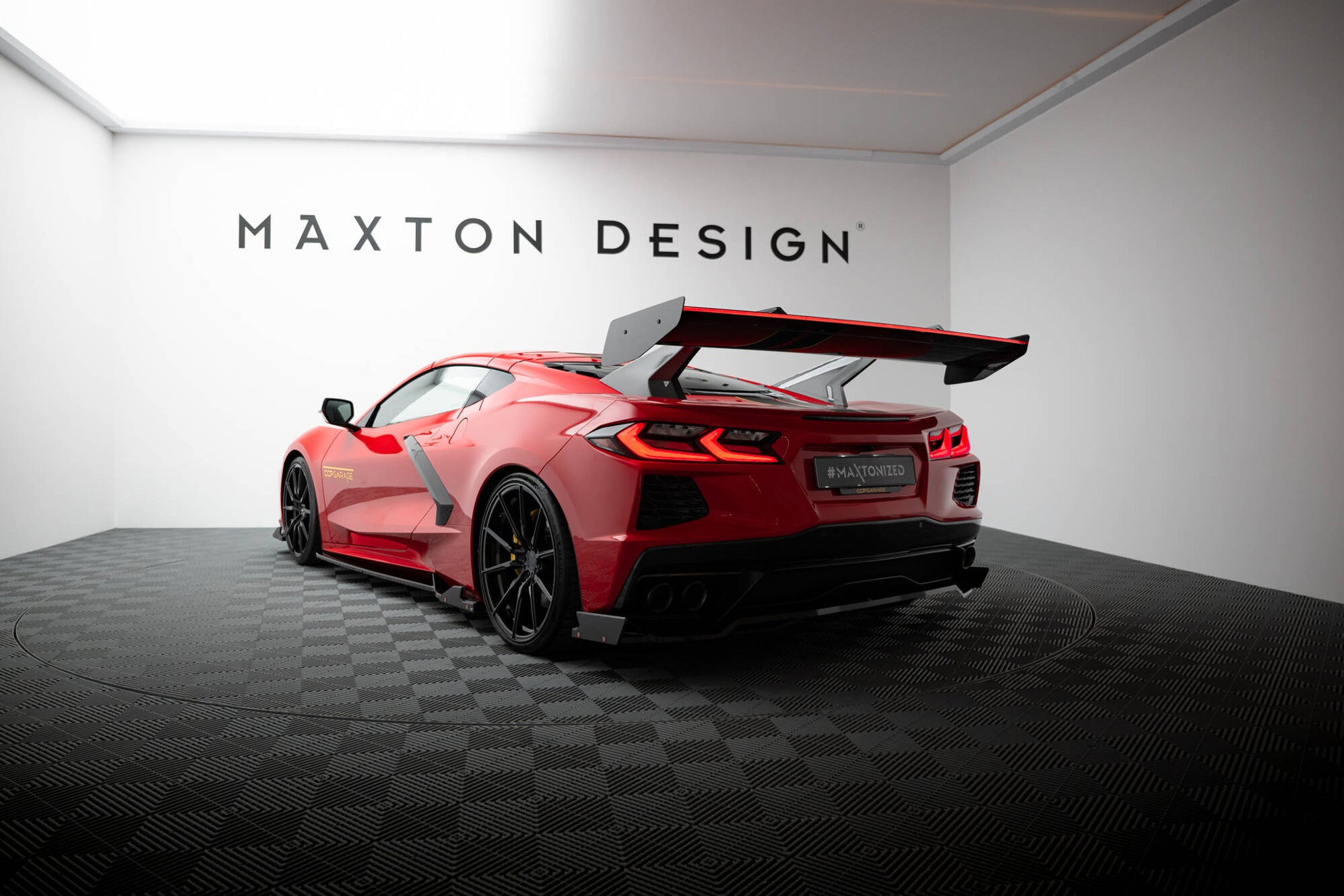 Maxton Design Carbon Spoiler + LED Chevrolet Corvette C8 — Maxton Design AU