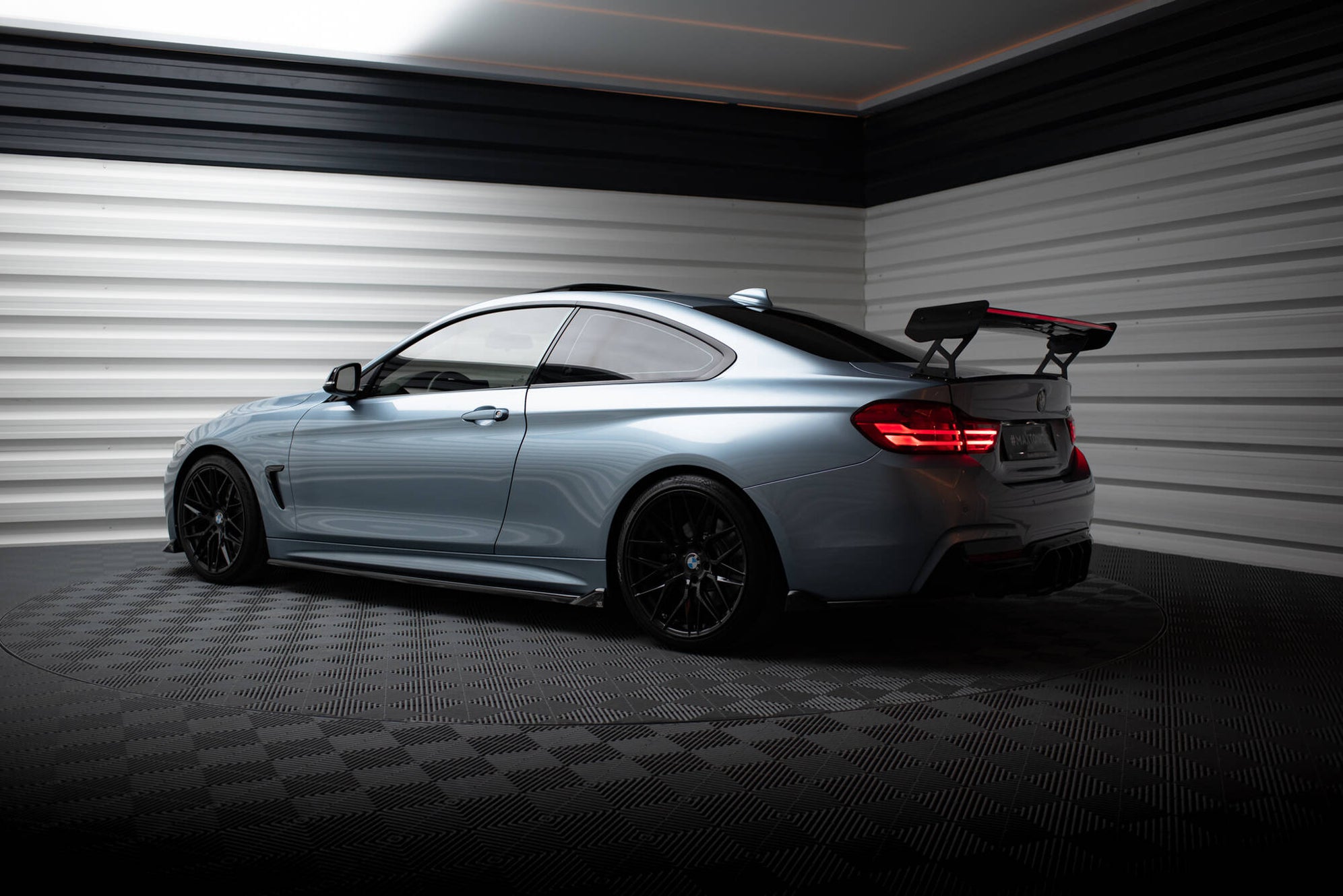Maxton Design Carbon Spoiler With External Brackets Uprights + LED BMW ...