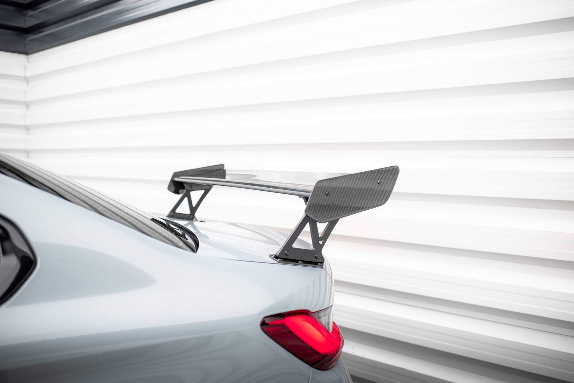 Maxton Design Carbon Spoiler With External Brackets Uprights + LED BMW ...