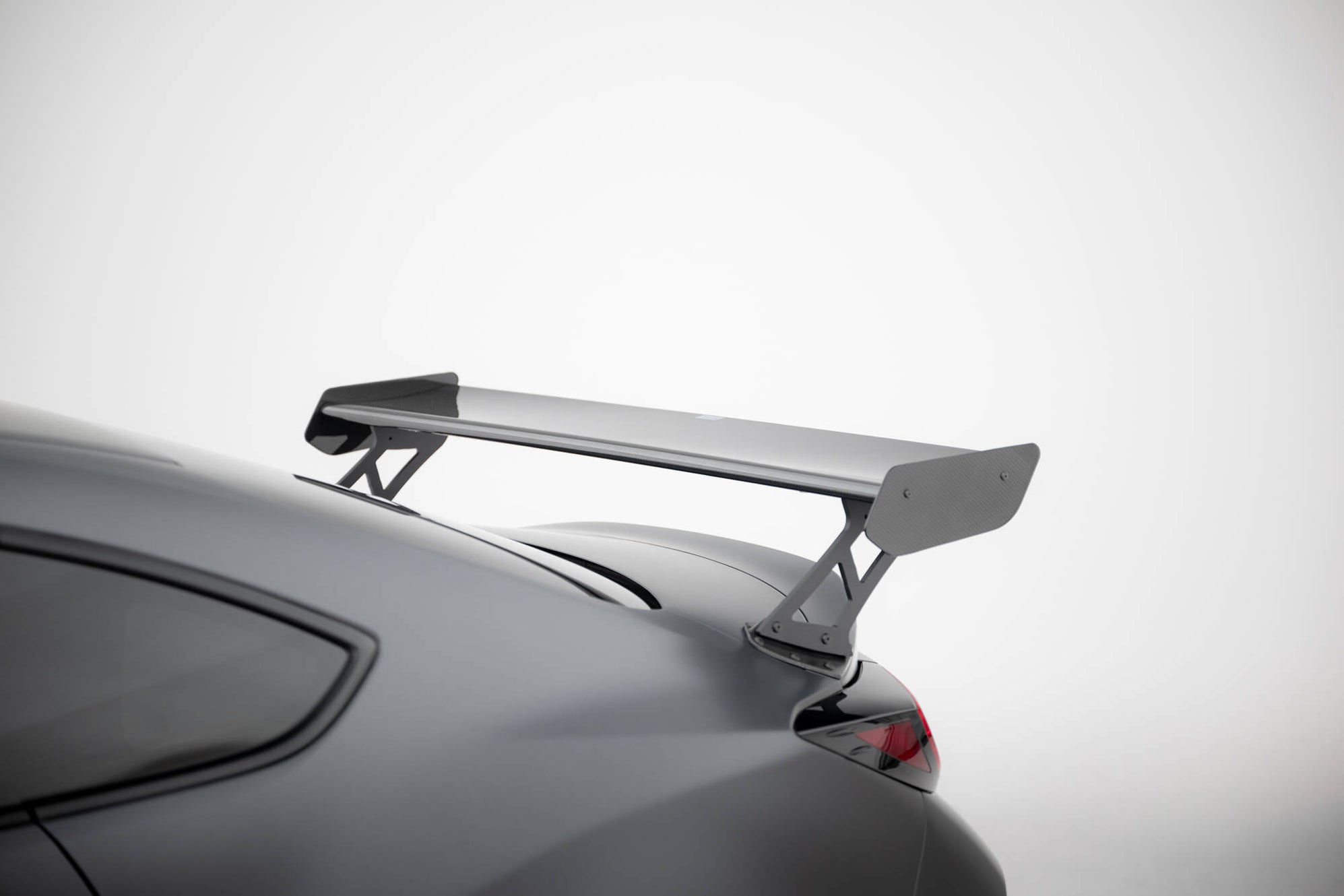 Maxton Design Carbon Spoiler With External Brackets Uprights + LED Toy ...