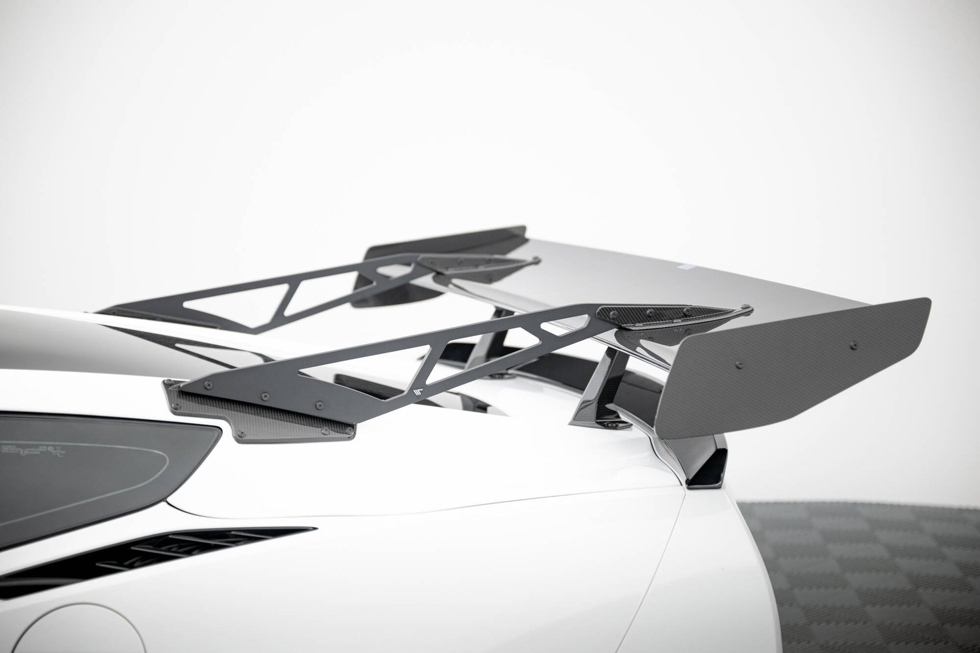 Maxton Design Carbon Spoiler With Upper Swan Mounting Chevrolet Corvet ...