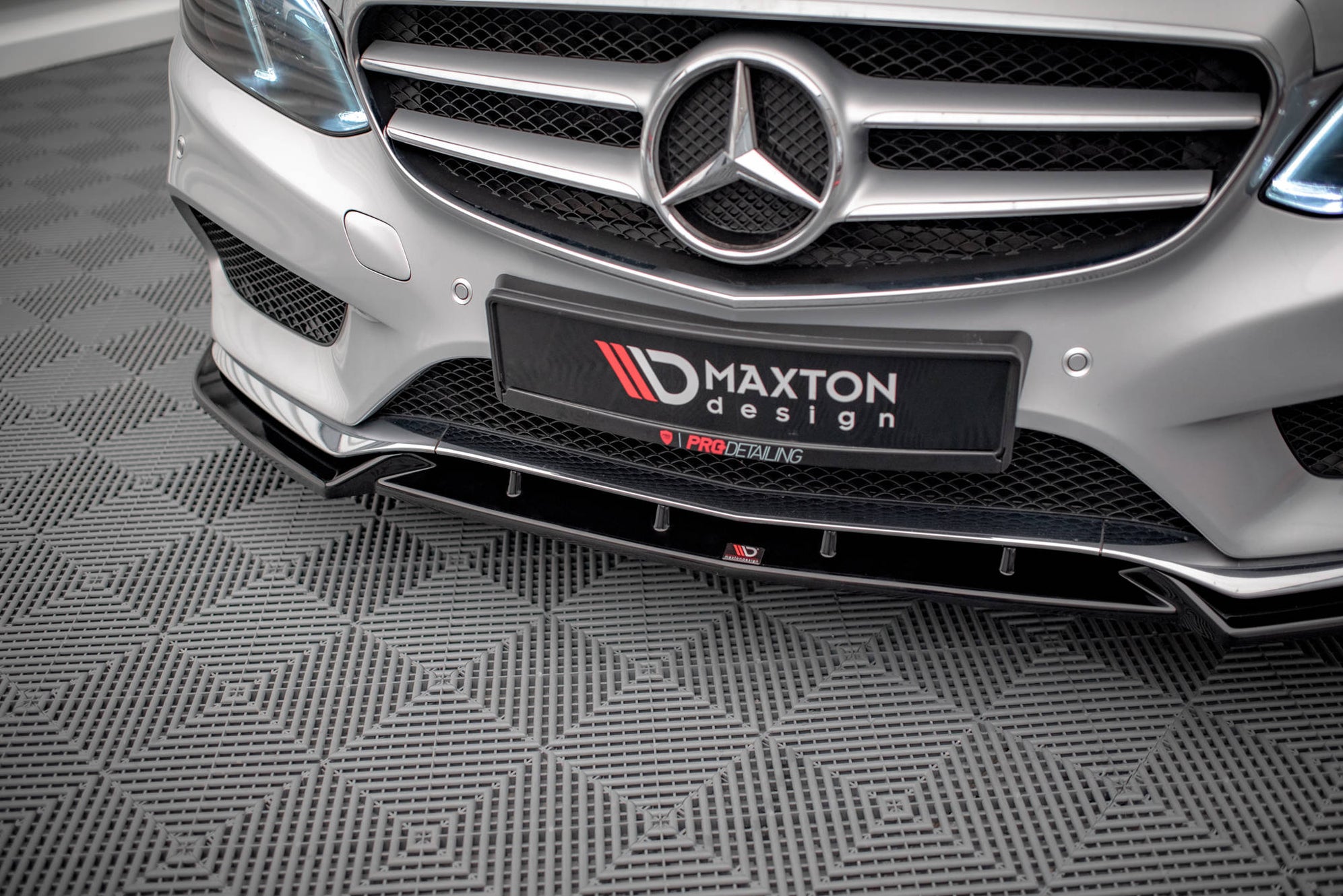 Maxton Design Front Splitter V.2 Mercedes-Benz E AMG-Line Sedan W212 F ...