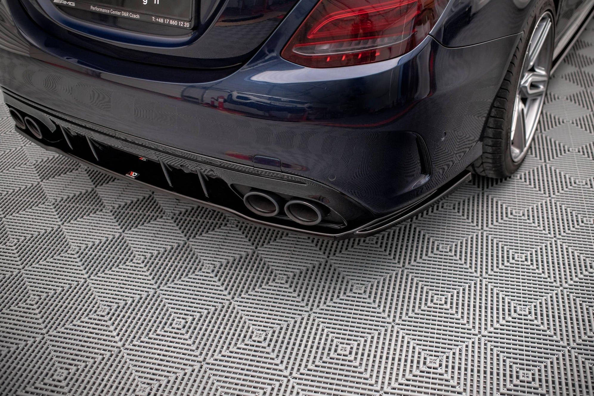 Maxton Design Rear Splitter (with vertical bars) Mercedes-AMG C 43 Sed ...