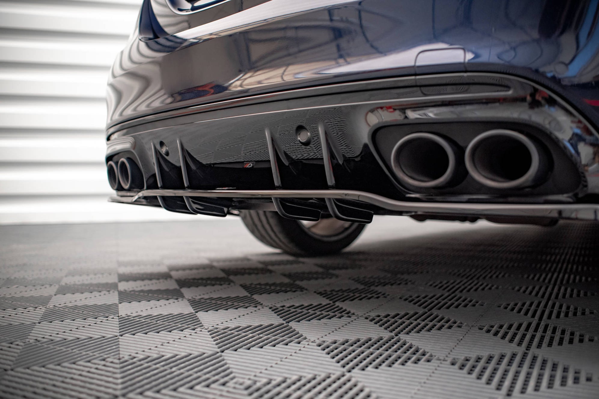 Maxton Design Rear Splitter (with vertical bars) Mercedes-AMG C 43 Sed ...