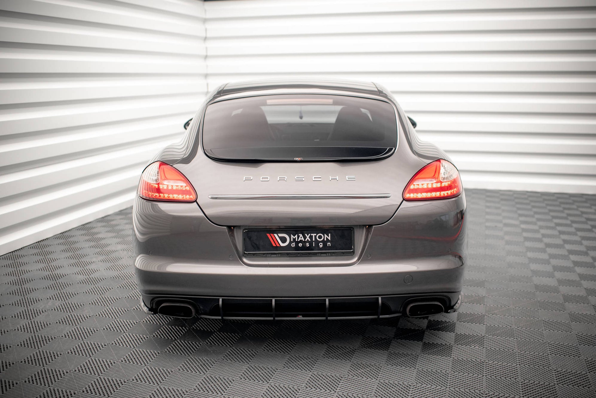 Maxton Design Street Pro Rear Diffuser Porsche Panamera / Panamera Die ...